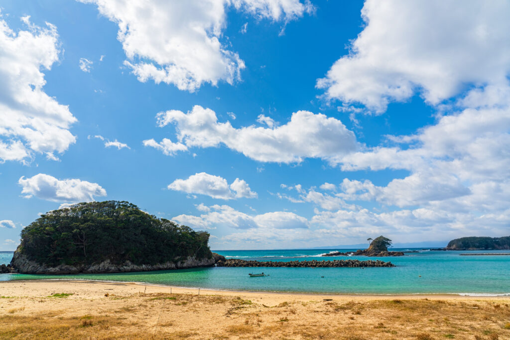 Chubu/Tokai Region Beach Guide by Campervan